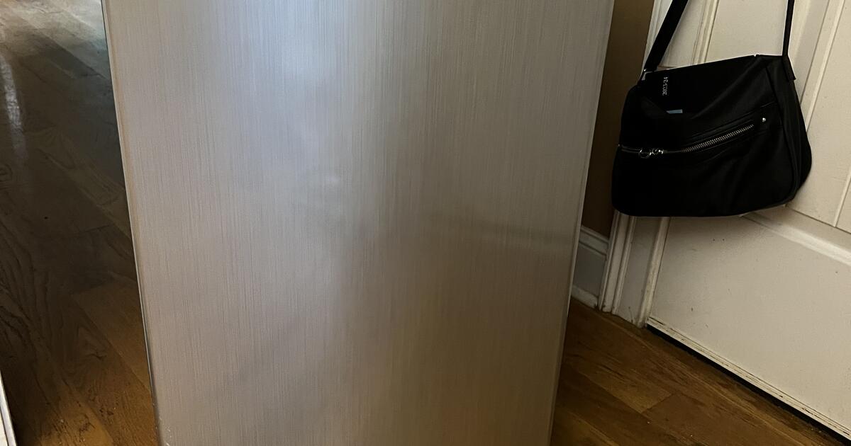 Magic Chef Mini Refrigerator for $75 in Franklin, TN | For Sale & Free ...