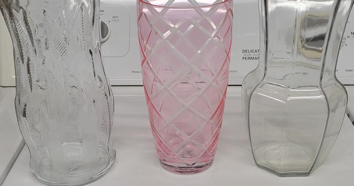 Three Very Pretty Vases for $3 in Turnersville, NJ | For Sale & Free ...