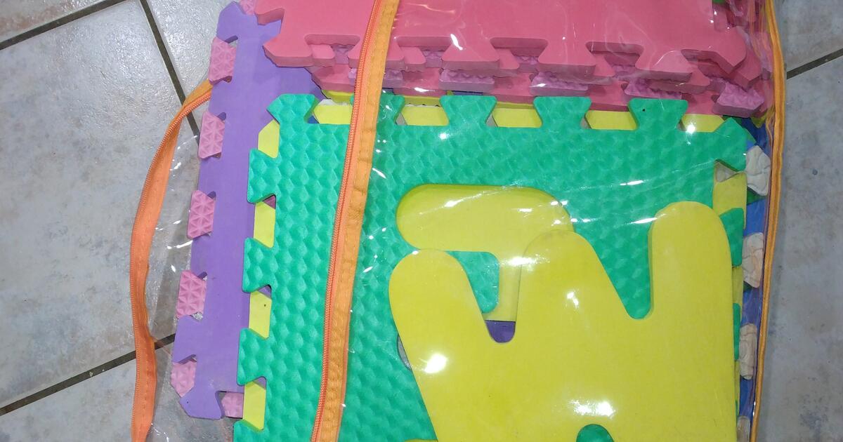 Alpha Foam floor mat-free on curb 15710 Stonehaven Dr 77059 for Free in ...