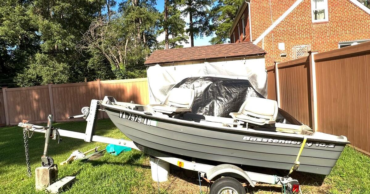 Basstender 10.2 Boat $1,100. for $1100 in Richmond, VA | For Sale ...