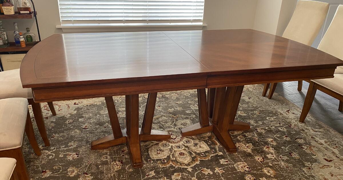 FREE! Dining Room Table & 6 chairs! for Free in Sarasota, FL | For Sale ...