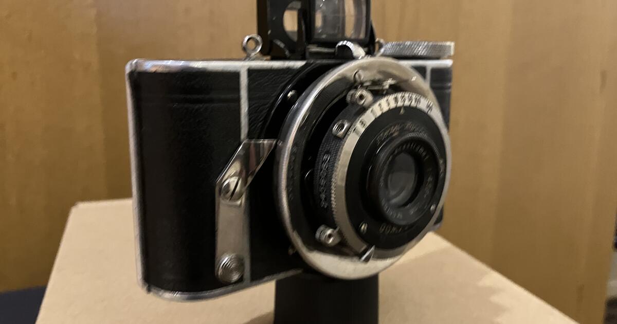 Vintage & Rare Collectible Cameras - Over 100 Available for $70 in ...