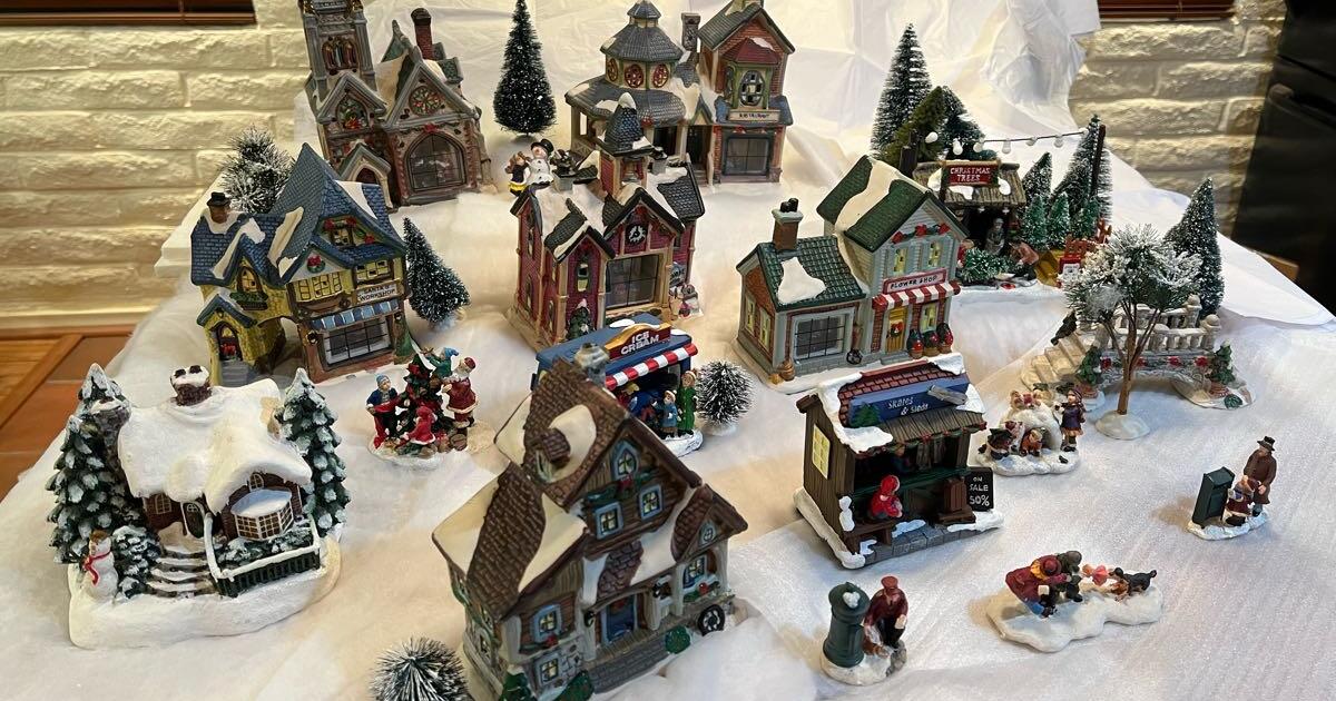 Light Up Christmas Village Bundle for $40 in San Diego, CA | For Sale ...