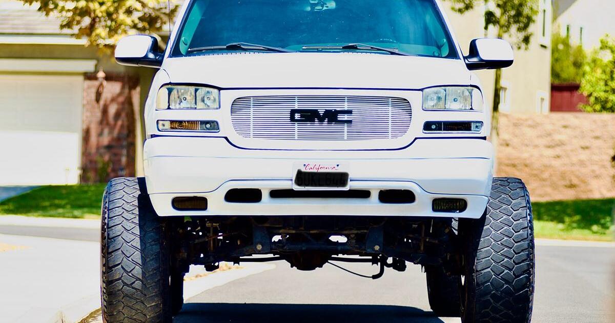 LIFTED YUKON for $9900 in Winchester, CA | For Sale & Free — Nextdoor