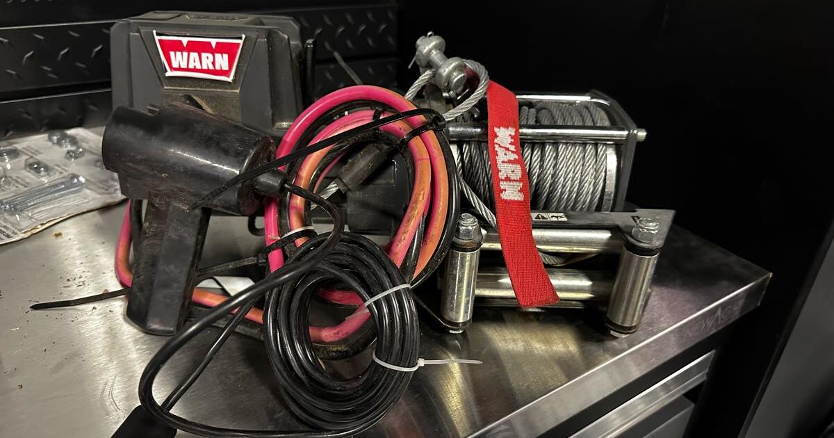 New Warn 94000 4000lb Winch for $300 in Georgetown, TX | For Sale ...