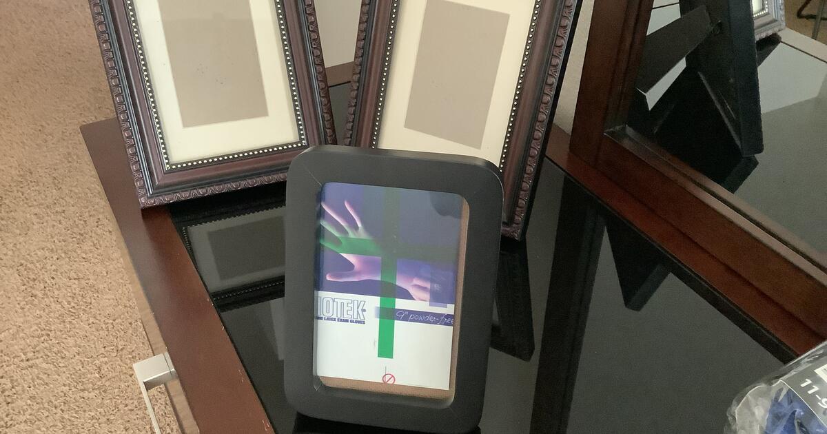 5 Total Picture photo frames - new All for $10 for $10 in Meridian, ID ...