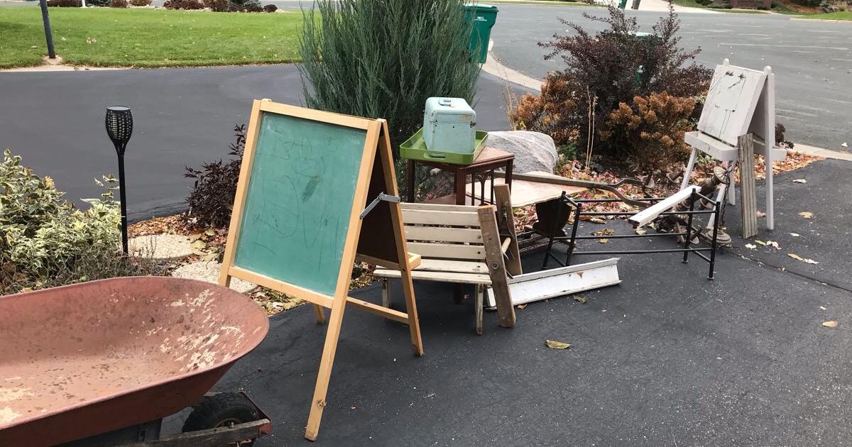 FREE!!! Curb alert! Free items in Bloomington for Free in Bloomington ...