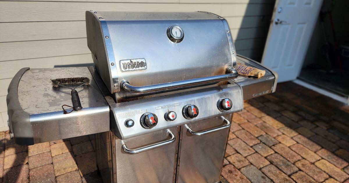 Weber Genesis S-330 LP Gas Grill for $180 in Jupiter, FL | For Sale ...