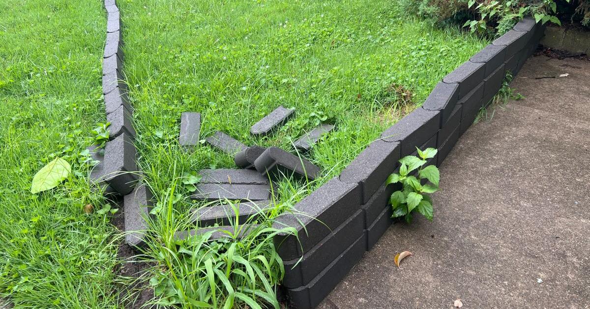 Black Garden Edging Bricks for Free in St. Charles, MO | For Sale ...