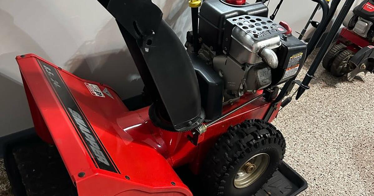 Snapper 8.5 HP Heavy Duty Snowblower with electric start LIKE NEW! for ...