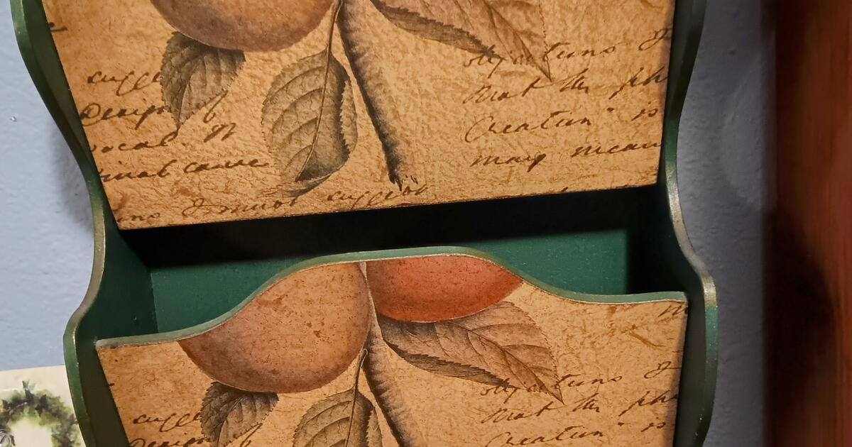 Vintage Wall Organizer for $5 in Victoria, TX | For Sale & Free — Nextdoor