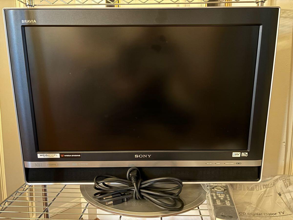 Sony Bravia flat screen TV for Free in Chicago, IL | For Sale & Free ...