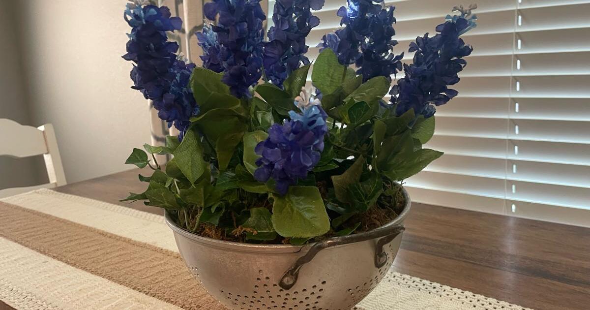 Bluebonnet Floral Arrangement - NEW for $12 in Forney, TX | For Sale ...