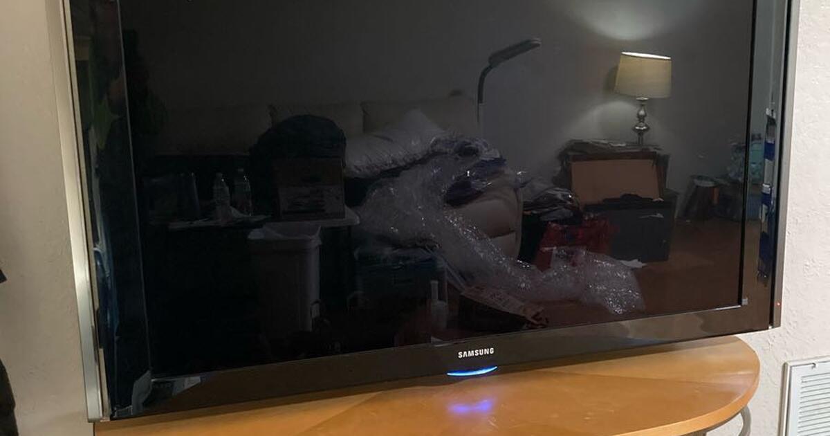 Samsung TV - Pending Pick Up for Free in Euless, TX | For Sale & Free ...