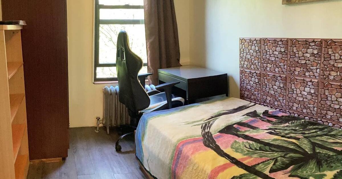 Cozy room for rent. ALL UTILITIES and WIFI INCLUDED!!! AC in the summer ...