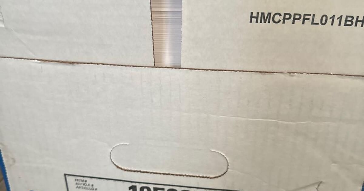 Legal size paper 11x18 box mismarked for Free in Westhampton Beach, NY ...