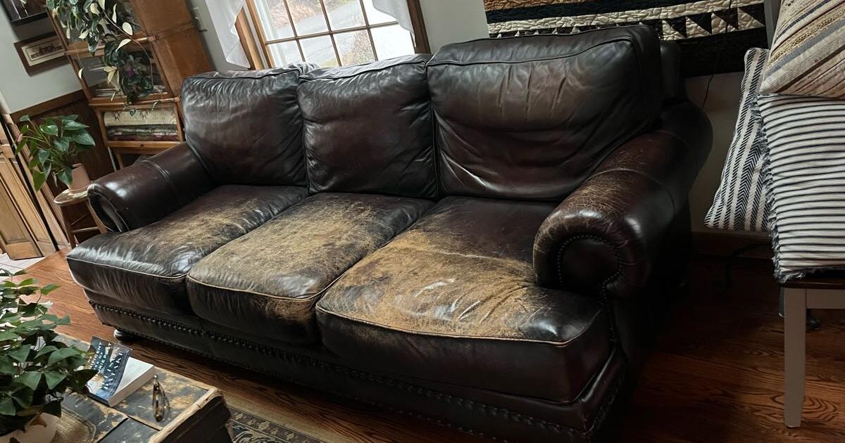 Leather couch for Free in Phillipsburg, NJ | For Sale & Free — Nextdoor