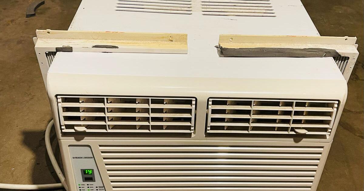 10000 BTU Black & Decker Windows Air Conditioner Unit (with collapsible ...