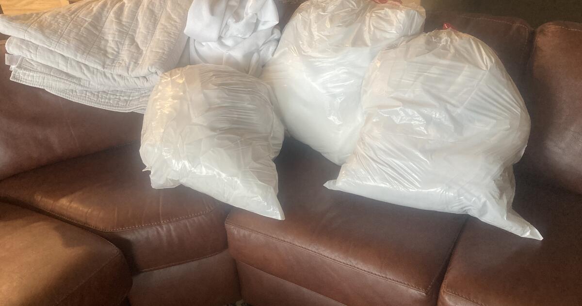 Used Bedding and Linens for Free in Spring Branch, TX | For Sale & Free ...