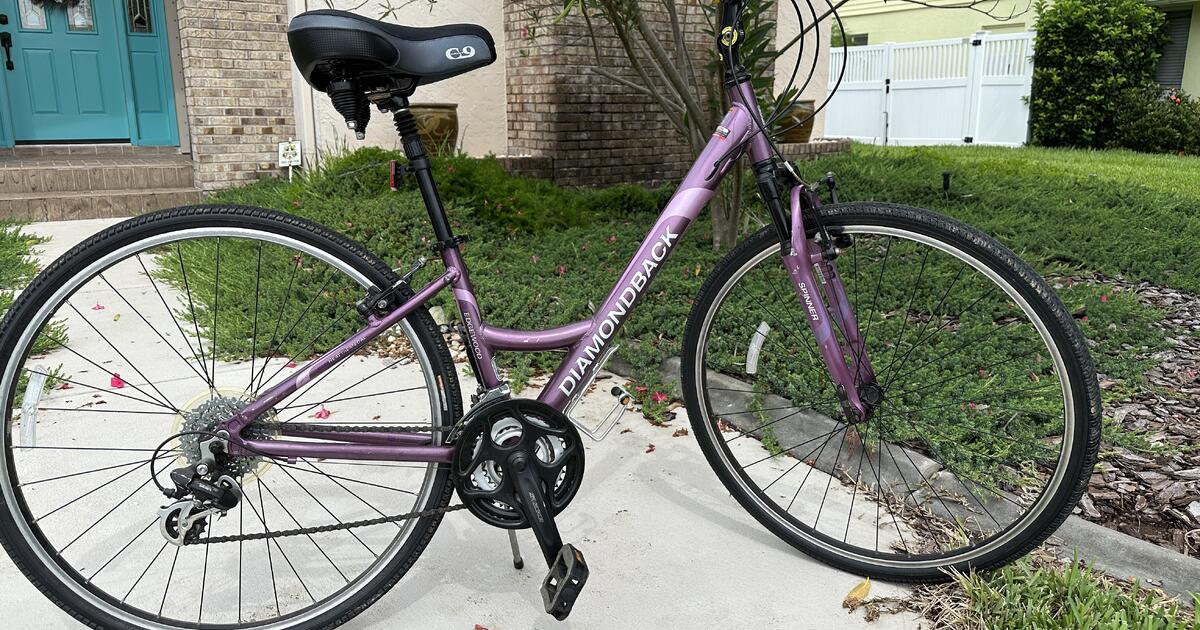 Diamondback Edgewood hybrid bicycle 8-speed 27.5" for $70 in Palm Coast ...