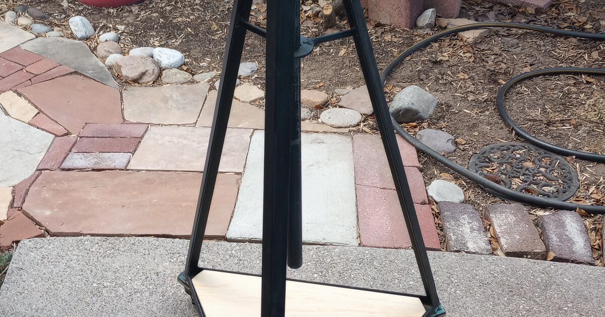 Adjustable Steel Floor Sculpture/ Pottery Stand for $45 in Santa Fe, NM ...