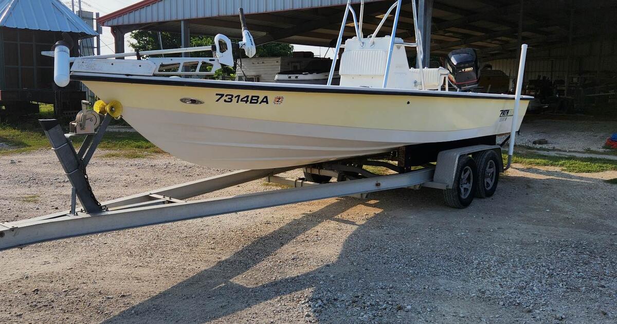 2001 PATHFINDER 2400V BAY BOAT for $21500 in Pearland, TX | Finds ...