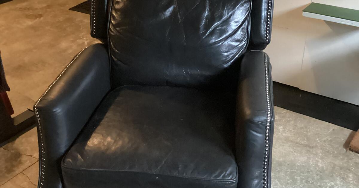 Gray Leather Recliner for Free in Otis, OR | For Sale & Free — Nextdoor