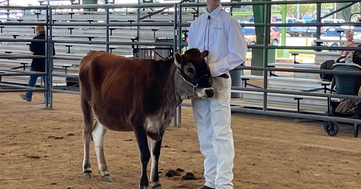 Introducing Tanner Strunk from Peoria High School's Class of 2024 ...