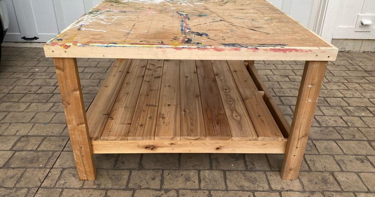 FREE! Art/project table for Free in Downers Grove, IL | For Sale & Free ...