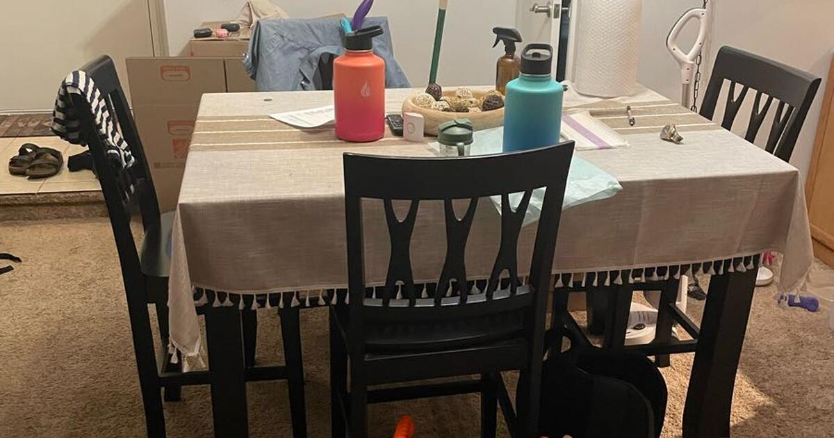 Free high top dining room/kitchen table + 4 chairs for Free in ...
