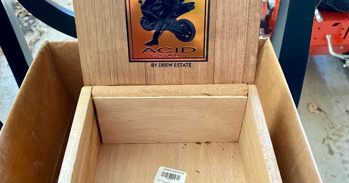 Cigar boxes — FREE for Free in Collegeville, PA | Finds — Nextdoor