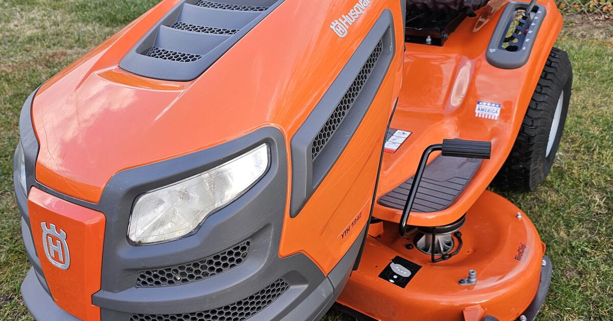 Husqvarna YTH 1942 Riding Lawn Mower for $560 in Loveland, CO | For ...