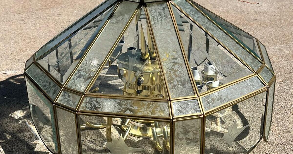 Light fixture 90s vintage chandelier gold brass for Free in Woodbury ...