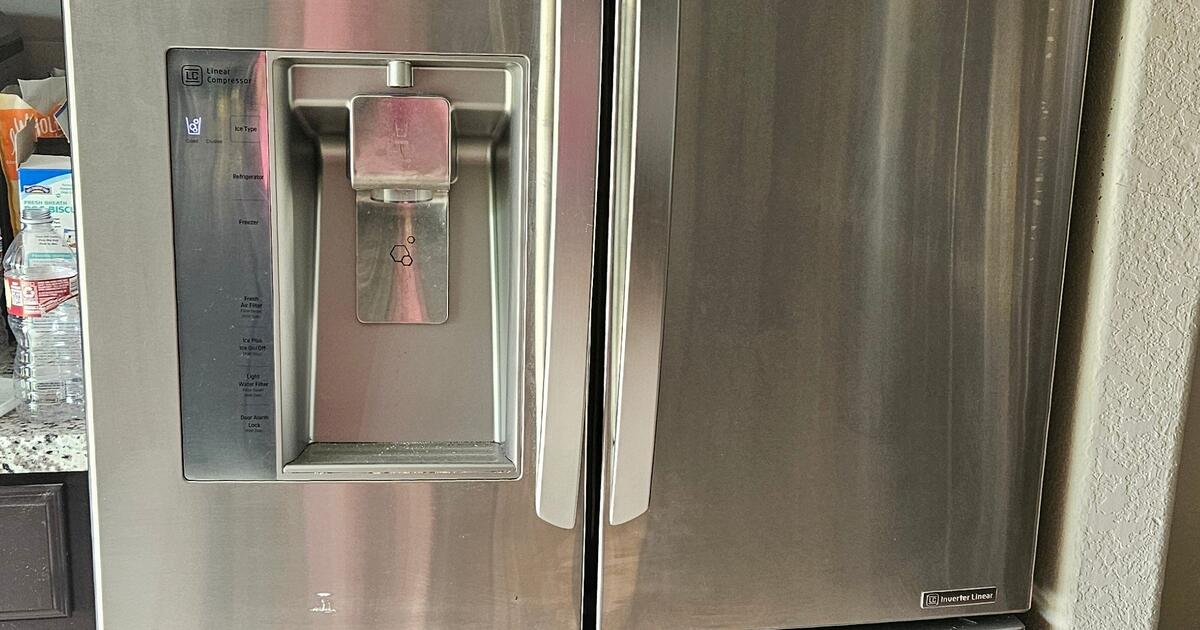LG Refrigerator for $665 in Cypress, TX | For Sale & Free — Nextdoor