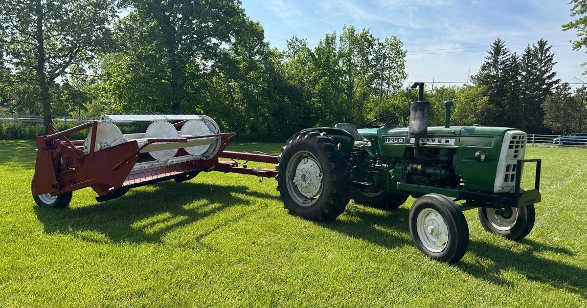 Oliver 1250 Tractor for $6000 in Ortonville, MI | Finds — Nextdoor