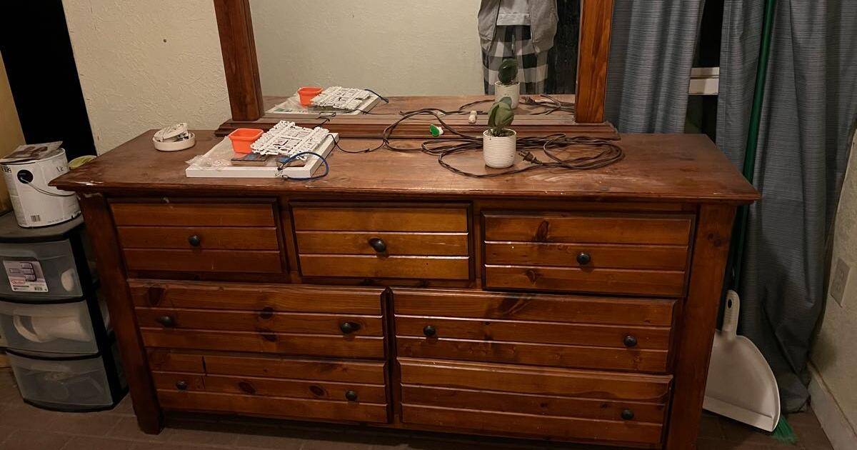 Spring moving sale, selling a whole bunch of different items!! for $40 ...