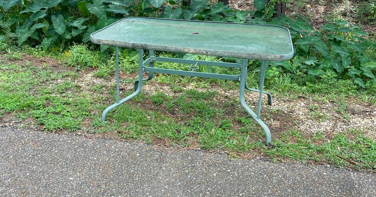 Outdoor table for Free in Covington, LA | For Sale & Free — Nextdoor