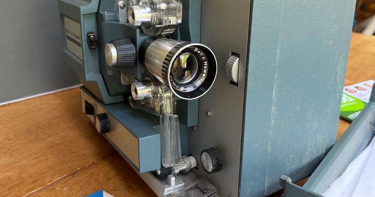 Vintage Super 8 projector for Free in Woodbridge, VA | For Sale & Free — Nextdoor