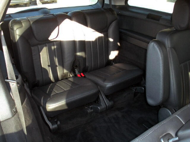 2006 Mercedes-Benz R-Class R500 Black Leather seats, Silver color for ...