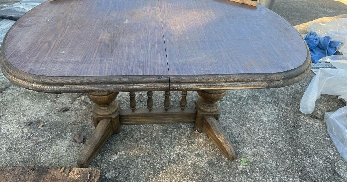 FREE / Virginia House Table for Free in Greenville, SC | For Sale ...