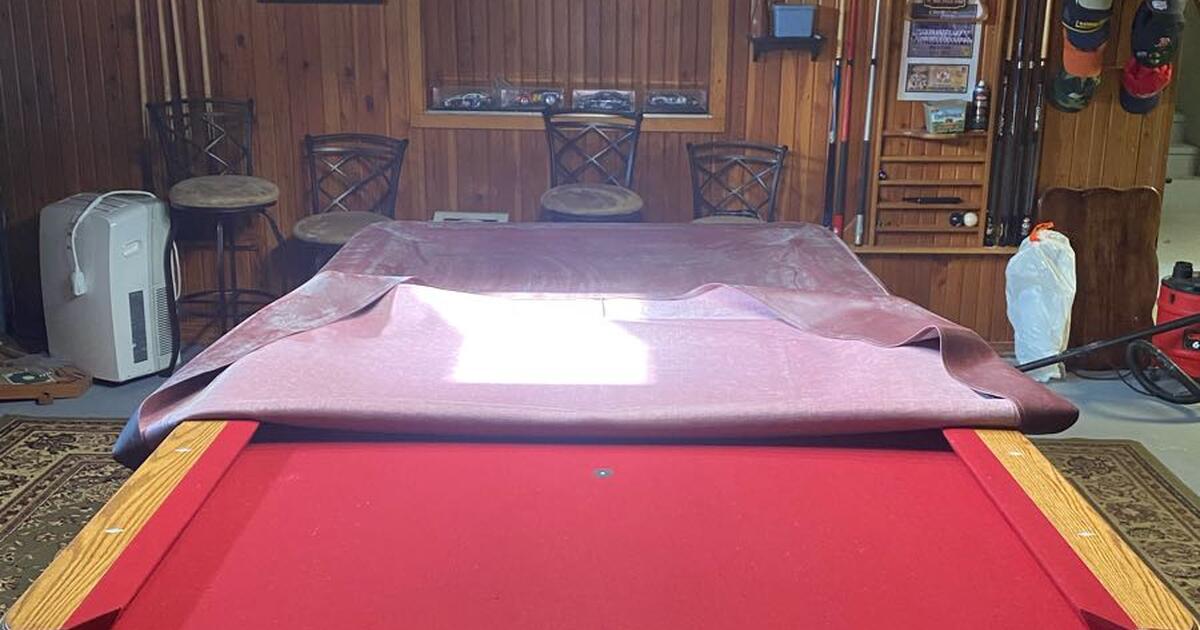 Red Felt Pool Table for $3000 in Lima, OH | For Sale & Free — Nextdoor