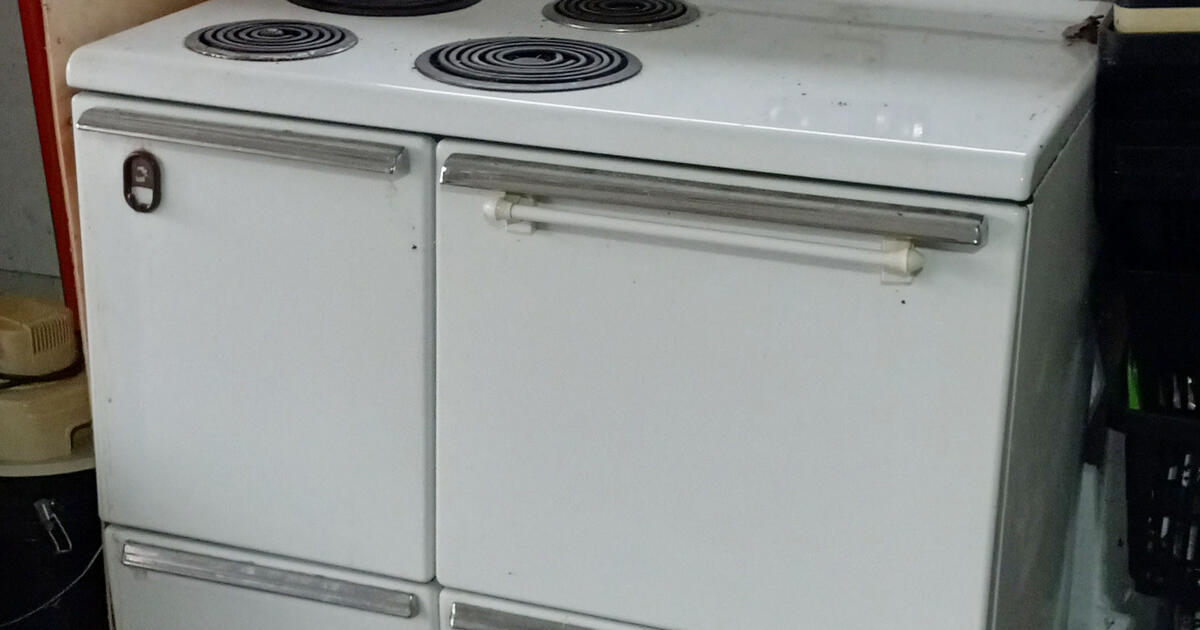 1959 GE Vintage Electric Stove for Free in Cincinnati, OH | For Sale ...
