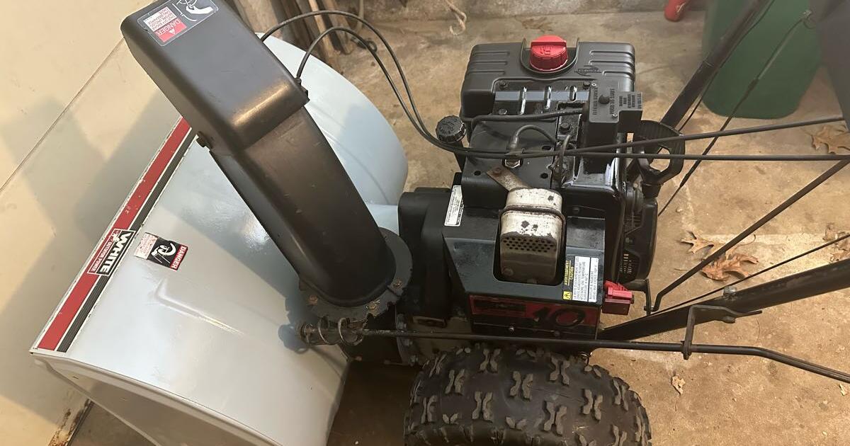 Working Heavy-Duty Snowblower, White Snow Boss 10 HP 30” for $349 in ...