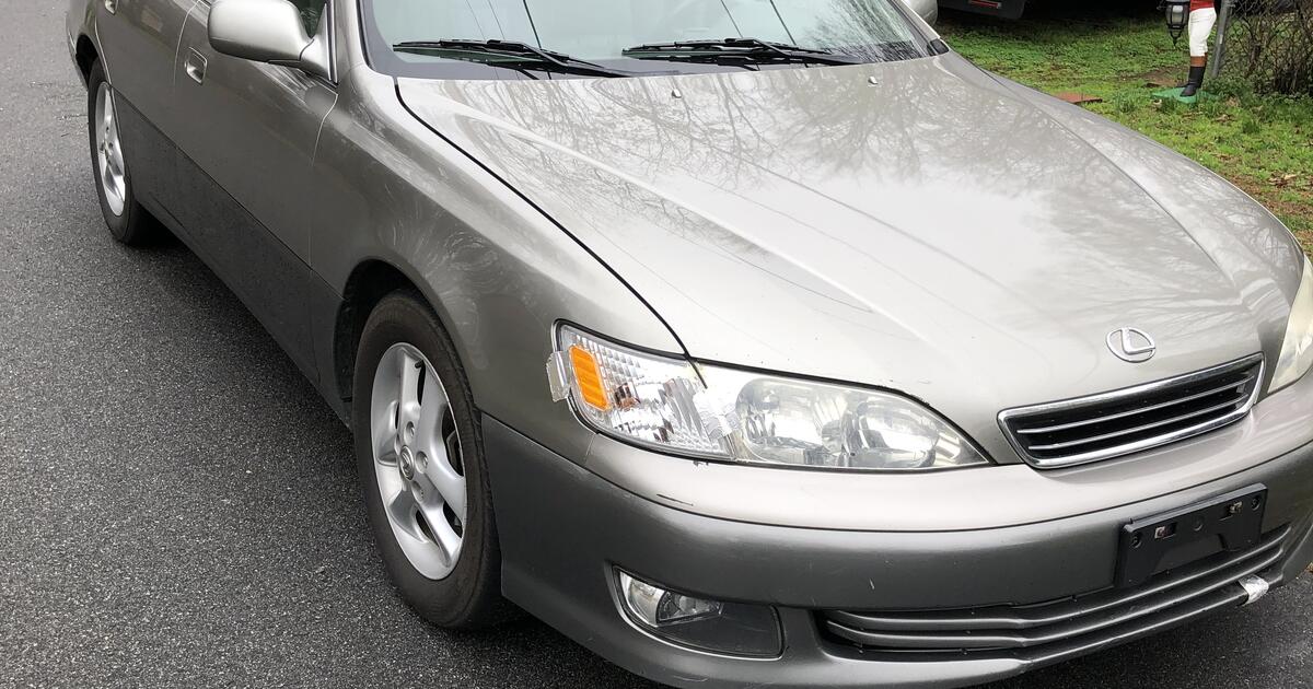 2001 Lexus ES300 147K for $4500 in High Point, NC | Finds — Nextdoor