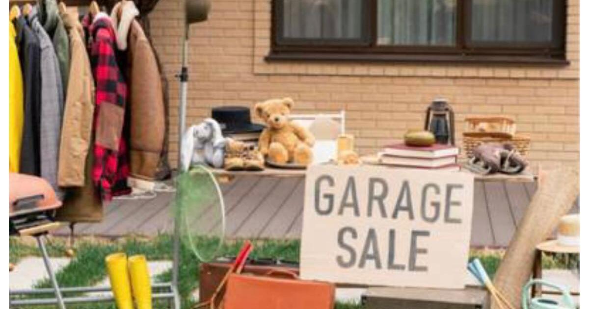 New stuff galore at HUGE yard sale! for $1 in Centennial, CO | For Sale ...