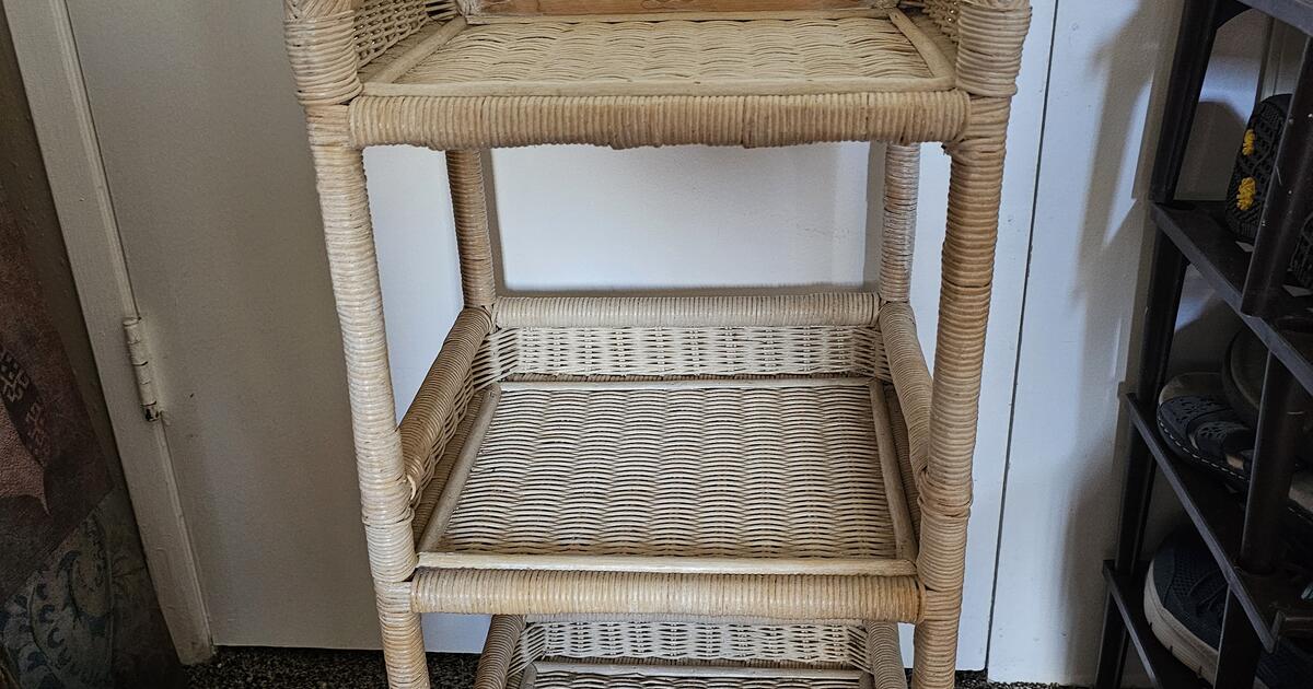 Vintage One Cottage Jamaica Pier 1 Import 3 Shelf Wicker/Rattan/Wood ...