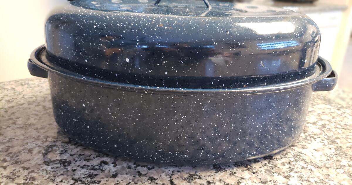 Vintage Blue Speckled Enamelware Roaster Pan for $5 in Humble, TX | For ...