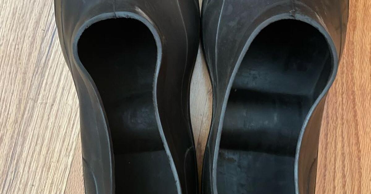 Totes Rubber Overshoes for $10 in Morrow, OH | For Sale & Free — Nextdoor