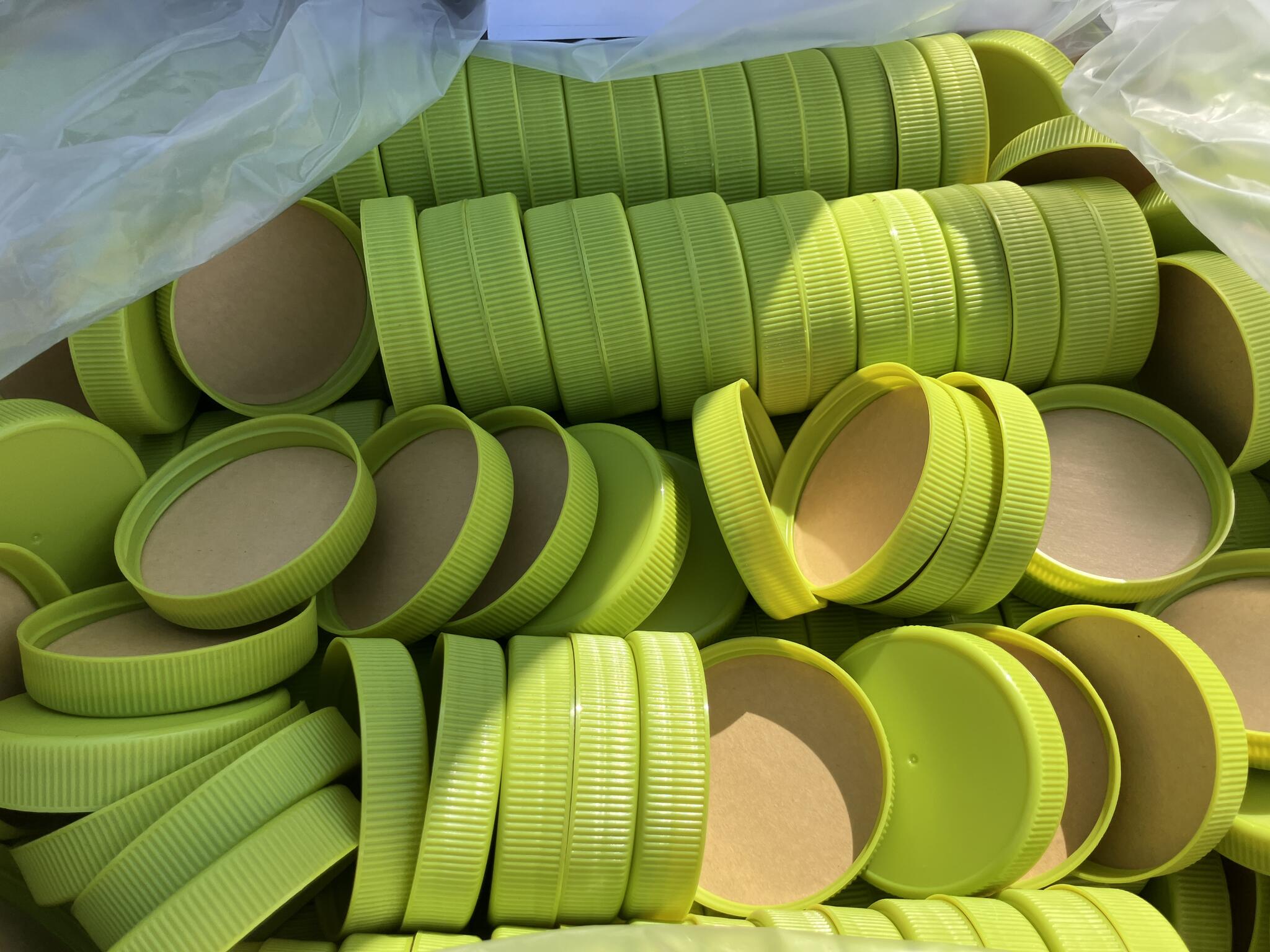 Free New Green Plastic Lids fit regular mason jars for Free in San ...