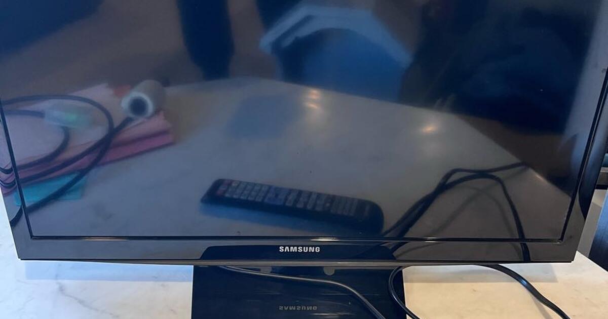 Samsung smart 23” TV for $15 in Meridian, ID | For Sale & Free — Nextdoor